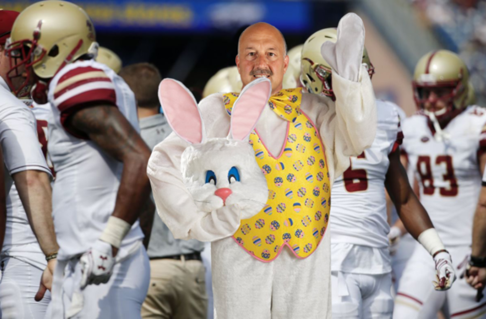 Addazio Insists On Wearing Easter Bunny Costume To Spring Football Game ...
